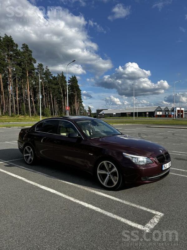 Sarkans BMW 535 2007 Rīga, ar dzinēja tilpumu 3.00 L un nobraukumu 367 tūkst. km par 9000 €, foto 7 vietnē AUTOMOTO.COM.LV