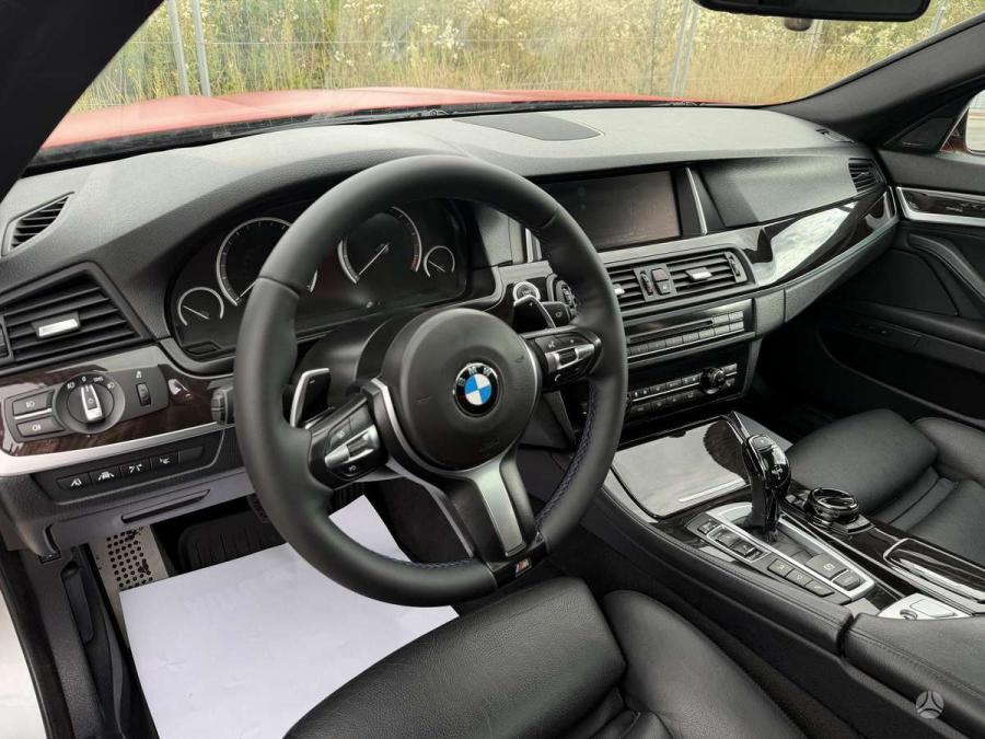 Красный БМВ 535 2014 в Вильнюс, объемом двигателя 2.98 л и пробегом 205 тыс. км за 12999 €, фото 30 на AUTOMOTO.COM.LV
