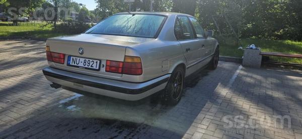 БМВ 535 1990 в Елгава, объемом двигателя 3.50 л и пробегом 314 тыс. км за 8900 €, фото 5 на AUTOMOTO.COM.LV