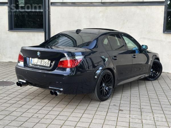BMW 535 2004 Tukums, ar dzinēja tilpumu 3.00 L un nobraukumu 427 tūkst. km par 6995 €, foto 8 vietnē AUTOMOTO.COM.LV