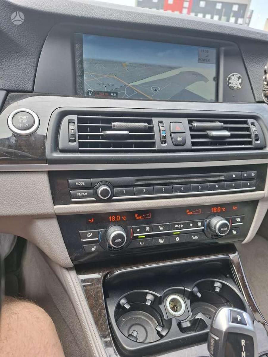BMW 535 2011 Telšiai, ar dzinēja tilpumu 2.98 L un nobraukumu 180 tūkst. km par 11500 €, foto 24 vietnē AUTOMOTO.COM.LV
