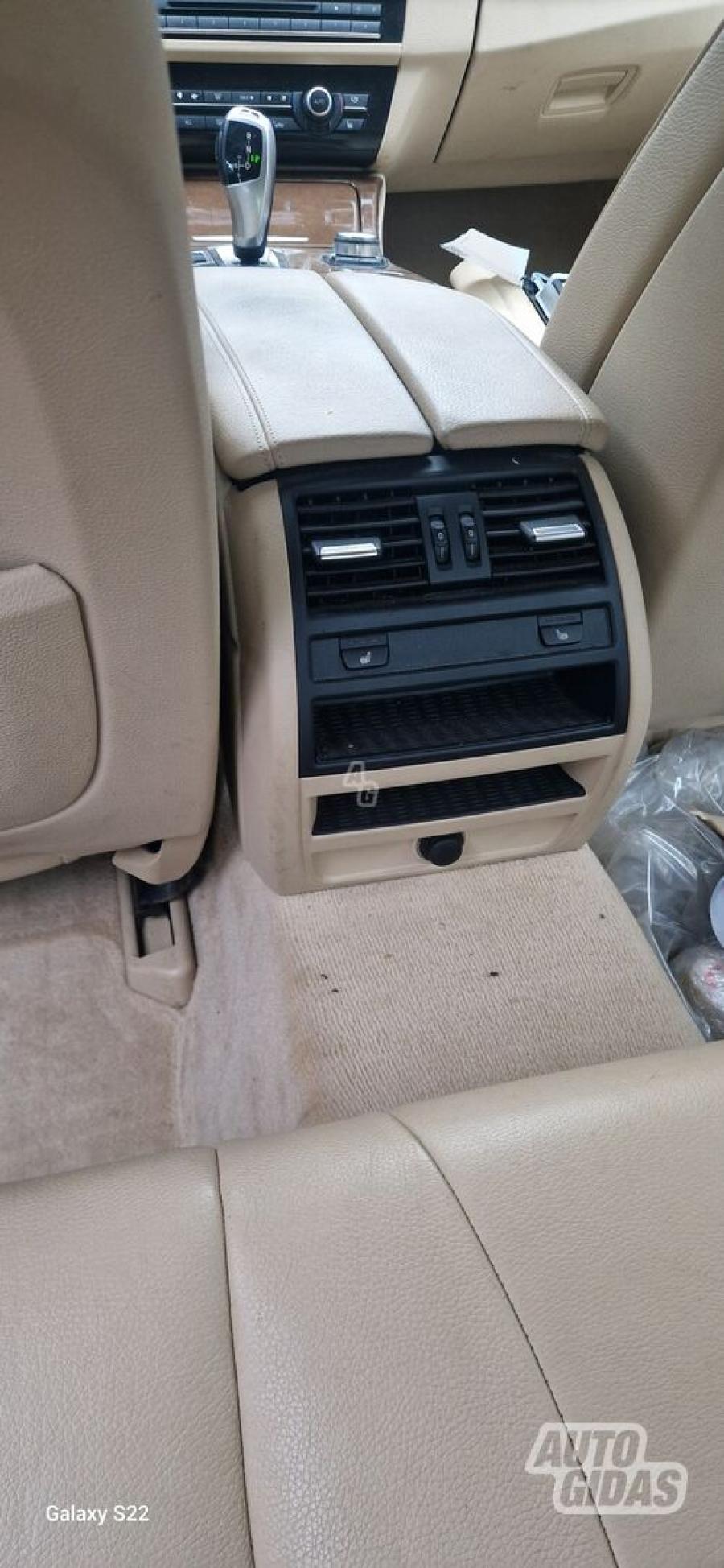 BMW 535 2012 in Panevezys, with an engine capacity of 3.00 L and mileage of 282 thousand km for 5500 €, photo 6 on AUTOMOTO.COM.LV