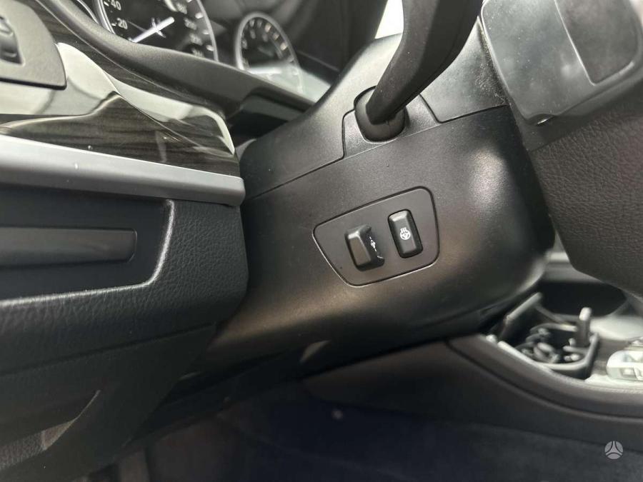 BMW 535 2013 in Utena, with an engine capacity of 2.98 L and mileage of 268 thousand km for 11500 €, photo 25 on AUTOMOTO.COM.LV
