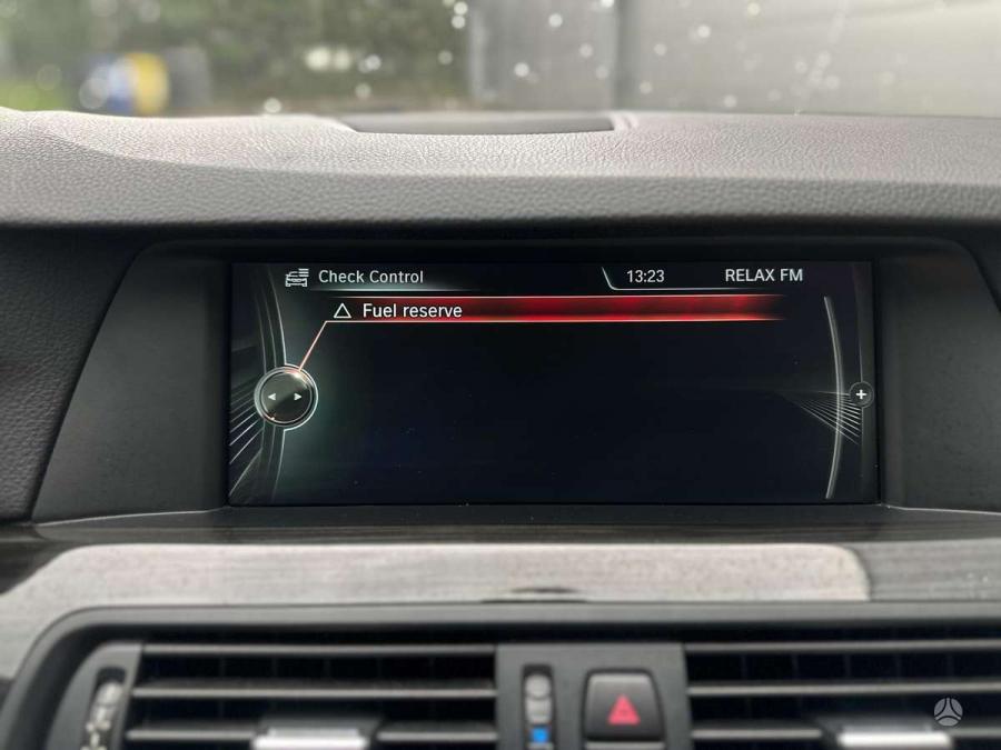 BMW 535 2013 in Utena, with an engine capacity of 2.98 L and mileage of 268 thousand km for 11500 €, photo 36 on AUTOMOTO.COM.LV