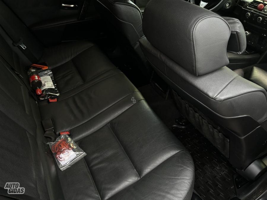 BMW 535 2006 in Kelme, with an engine capacity of 3.50 L and mileage of 387 thousand km for 6000 €, photo 11 on AUTOMOTO.COM.LV