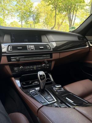 BMW 535 2010 in Elektrenai, with an engine capacity of 3.00 L and mileage of 245 thousand km for 9999 €, photo 16 on AUTOMOTO.COM.LV