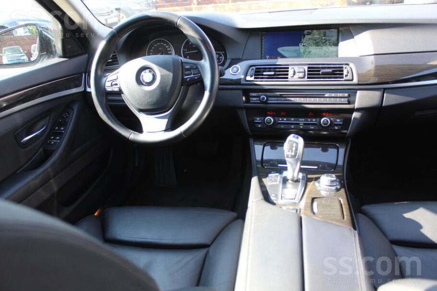 BMW 535 2011 in Liepaja, with an engine capacity of 3.00 L and mileage of 279 thousand km for 9450 €, photo 12 on AUTOMOTO.COM.LV