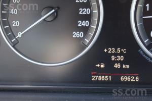 BMW 535 2011 in Liepaja, with an engine capacity of 3.00 L and mileage of 279 thousand km for 9450 €, photo 19 on AUTOMOTO.COM.LV