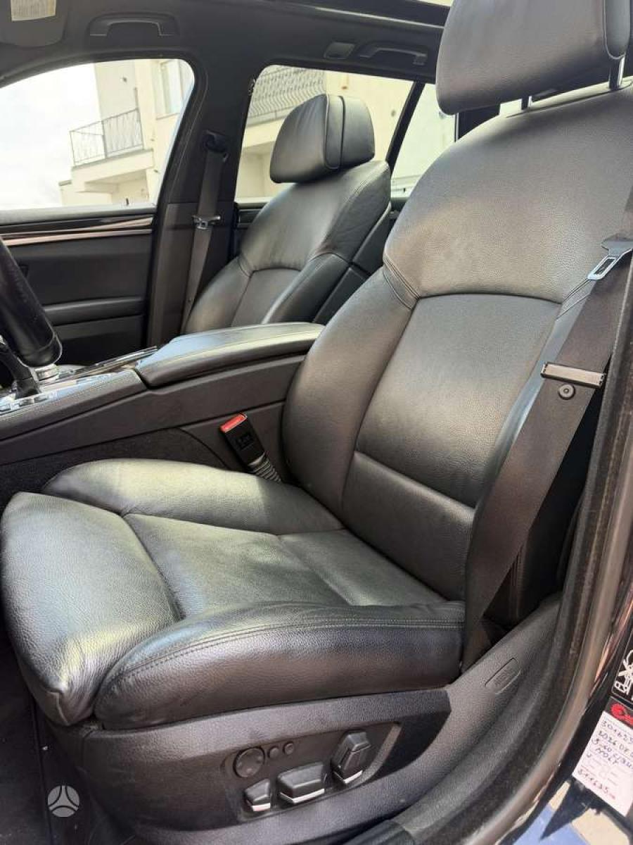 BMW 535 2012 in Kaunas, with an engine capacity of 2.99 L and mileage of 302 thousand km for 11500 €, photo 14 on AUTOMOTO.COM.LV