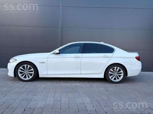 Белый БМВ 535 2014 в Рига, объемом двигателя 3.00 л и пробегом 372 тыс. км за 12900 €, фото 6 на AUTOMOTO.COM.LV