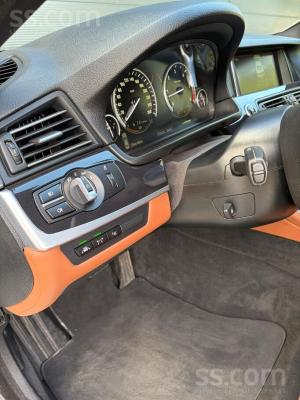 Balts BMW 535 2014 Rīga, ar dzinēja tilpumu 3.00 L un nobraukumu 372 tūkst. km par 12900 €, foto 14 vietnē AUTOMOTO.COM.LV