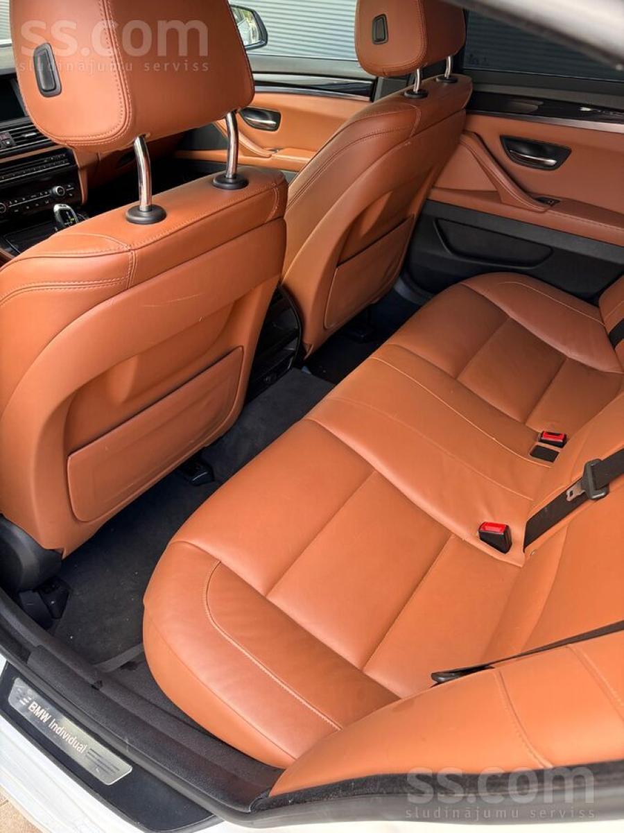 Balts BMW 535 2014 Rīga, ar dzinēja tilpumu 3.00 L un nobraukumu 372 tūkst. km par 12900 €, foto 20 vietnē AUTOMOTO.COM.LV