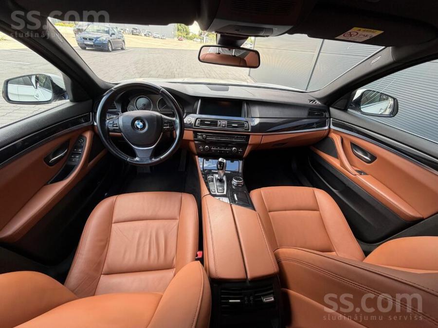 Balts BMW 535 2014 Rīga, ar dzinēja tilpumu 3.00 L un nobraukumu 372 tūkst. km par 12900 €, foto 22 vietnē AUTOMOTO.COM.LV
