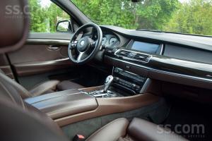 White BMW 535 2015 in Ogre, with an engine capacity of 3.00 L and mileage of 95 thousand km for 14800 €, photo 12 on AUTOMOTO.COM.LV