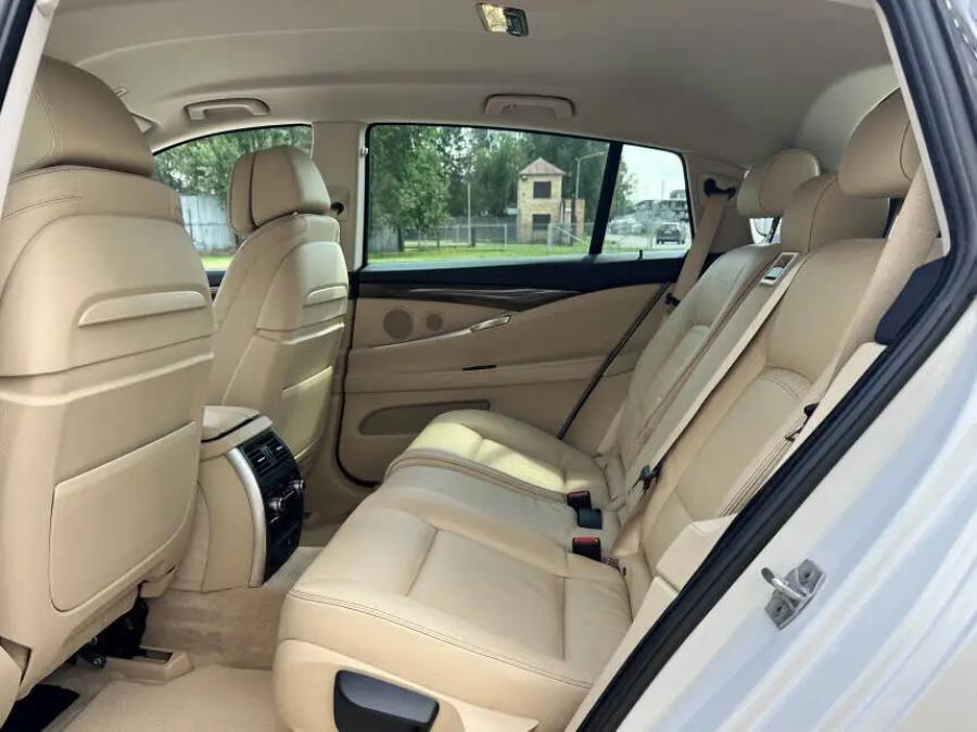 Balts BMW 535 2016 Rīga, ar dzinēja tilpumu 3.00 L un nobraukumu 196 tūkst. km par 21990 €, foto 18 vietnē AUTOMOTO.COM.LV