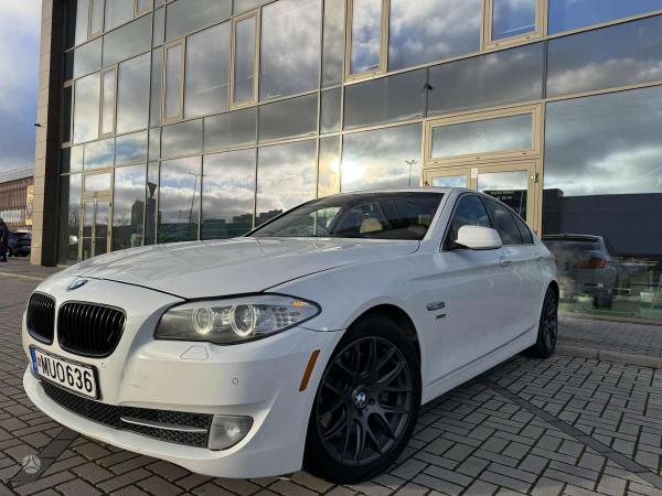 White BMW 535 2011 in Klaipeda, with an engine capacity of 2.98 L and mileage of 310 thousand km for 8300 €, photo 1 on AUTOMOTO.COM.LV