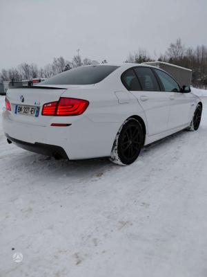 White BMW 535 2011 in Vilnius, with an engine capacity of 2.99 L and mileage of 260 thousand km for 9400 €, photo 4 on AUTOMOTO.COM.LV