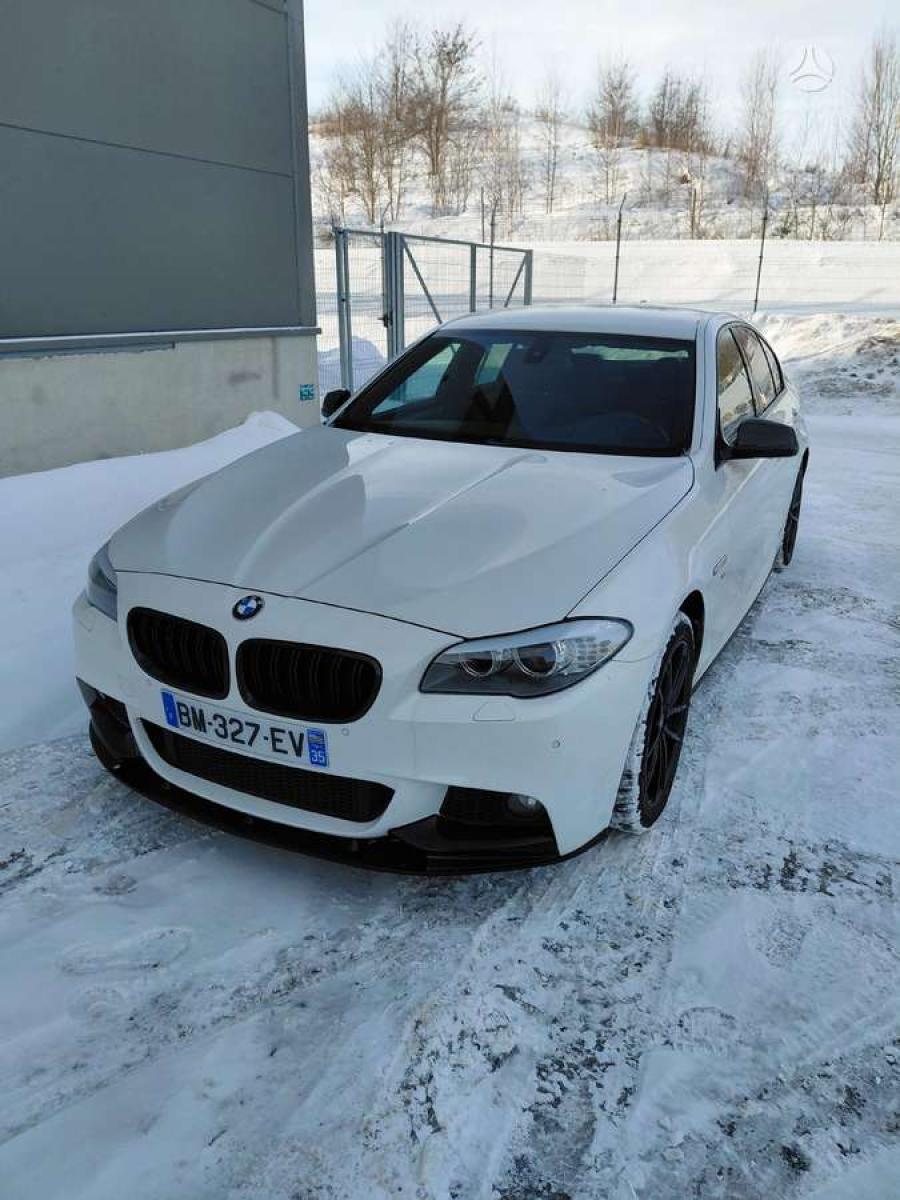 Balts BMW 535 2011 Viļņa, ar dzinēja tilpumu 2.99 L un nobraukumu 261 tūkst. km par 9400 €, foto 2 vietnē AUTOMOTO.COM.LV