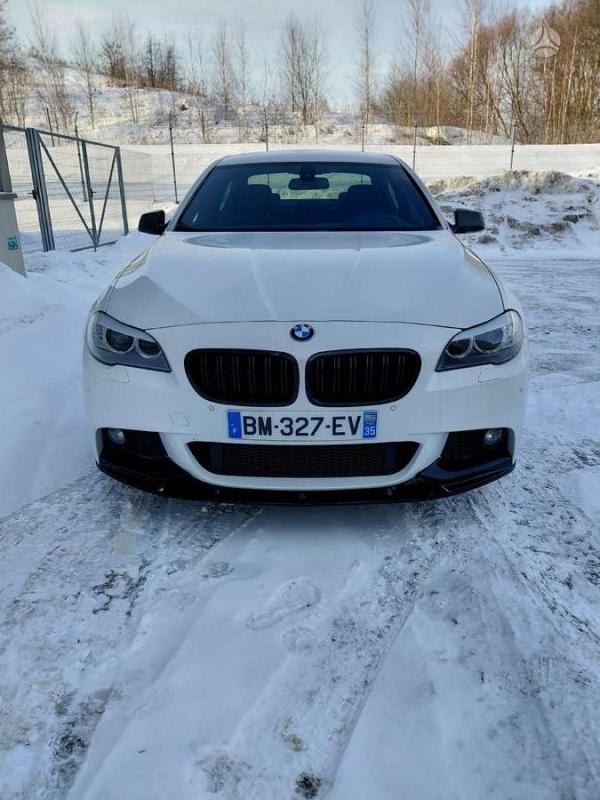 White BMW 535 2011 in Vilnius, with an engine capacity of 2.99 L and mileage of 261 thousand km for 9400 €, photo 5 on AUTOMOTO.COM.LV