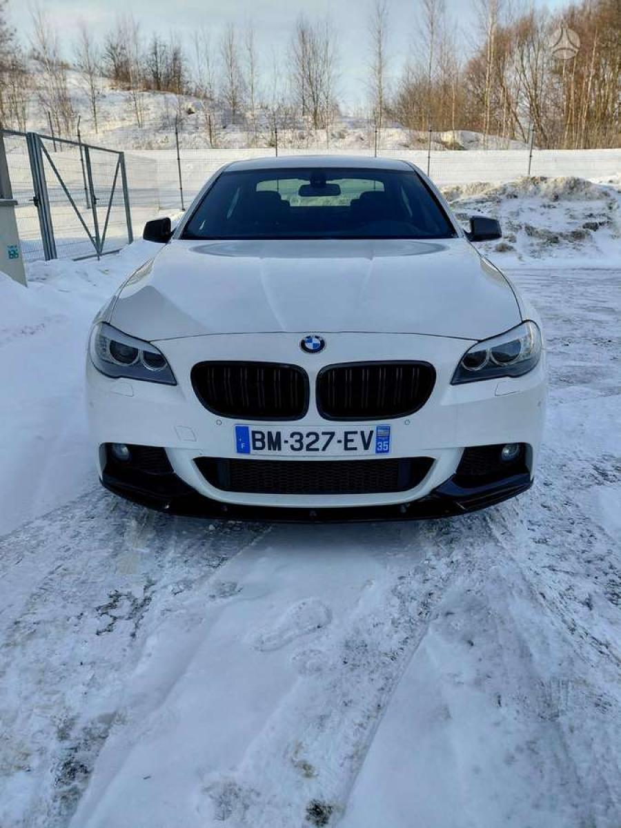 Balts BMW 535 2011 Viļņa, ar dzinēja tilpumu 2.99 L un nobraukumu 261 tūkst. km par 9400 €, foto 5 vietnē AUTOMOTO.COM.LV