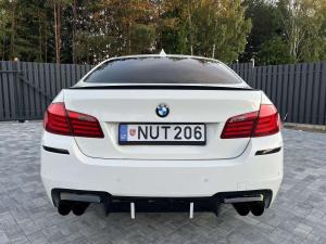 Balts BMW 535 2011 Viļņa, ar dzinēja tilpumu 2.98 L un nobraukumu 299 tūkst. km par 9500 €, foto 22 vietnē AUTOMOTO.COM.LV