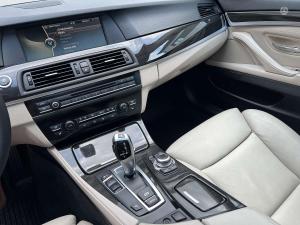 Balts BMW 535 2011 Viļņa, ar dzinēja tilpumu 2.98 L un nobraukumu 280 tūkst. km par 9400 €, foto 17 vietnē AUTOMOTO.COM.LV