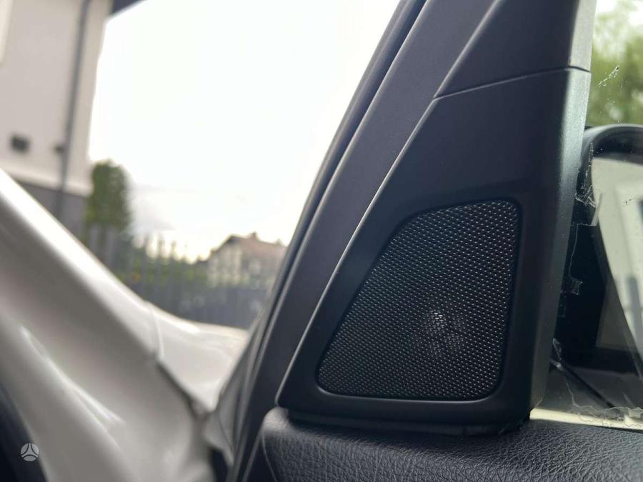 Balts BMW 535 2011 Viļņa, ar dzinēja tilpumu 2.98 L un nobraukumu 280 tūkst. km par 9400 €, foto 22 vietnē AUTOMOTO.COM.LV