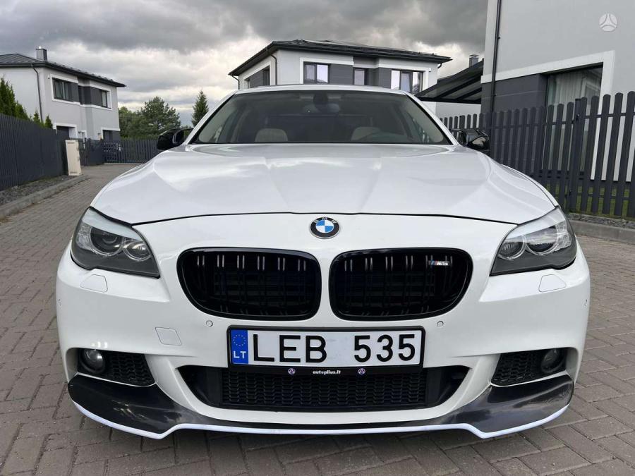 Balts BMW 535 2011 Viļņa, ar dzinēja tilpumu 2.98 L un nobraukumu 280 tūkst. km par 9400 €, foto 25 vietnē AUTOMOTO.COM.LV