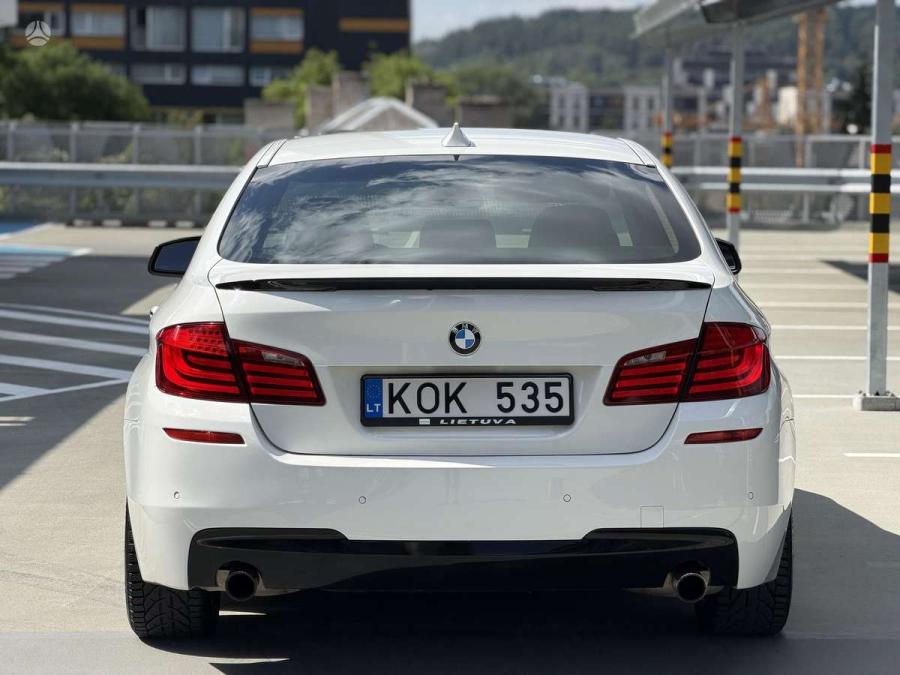 White BMW 535 2011 in Vilnius, with an engine capacity of 2.98 L and mileage of 294 thousand km for 11200 €, photo 21 on AUTOMOTO.COM.LV