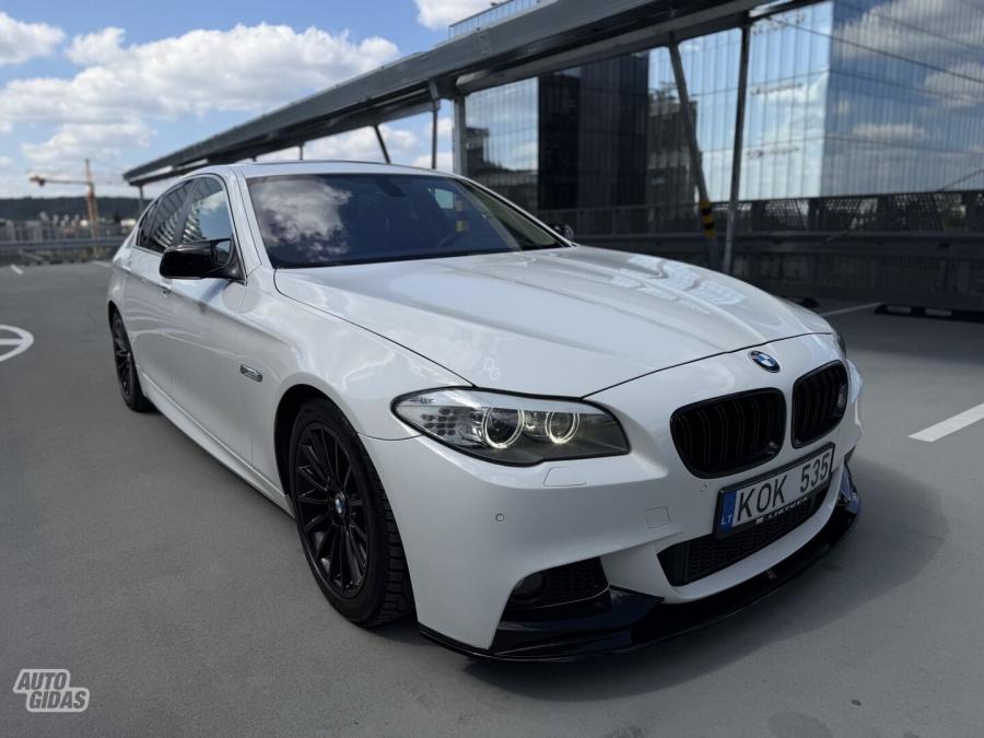 Balts BMW 535 2011 Viļņa, ar dzinēja tilpumu 3.00 L un nobraukumu 294 tūkst. km par 11200 €, foto 9 vietnē AUTOMOTO.COM.LV