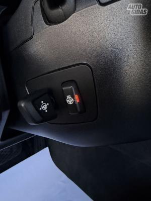 Balts BMW 535 2011 Viļņa, ar dzinēja tilpumu 3.00 L un nobraukumu 294 tūkst. km par 11200 €, foto 25 vietnē AUTOMOTO.COM.LV