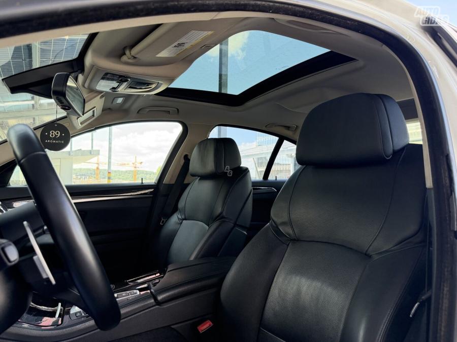 Balts BMW 535 2011 Viļņa, ar dzinēja tilpumu 3.00 L un nobraukumu 294 tūkst. km par 11200 €, foto 26 vietnē AUTOMOTO.COM.LV