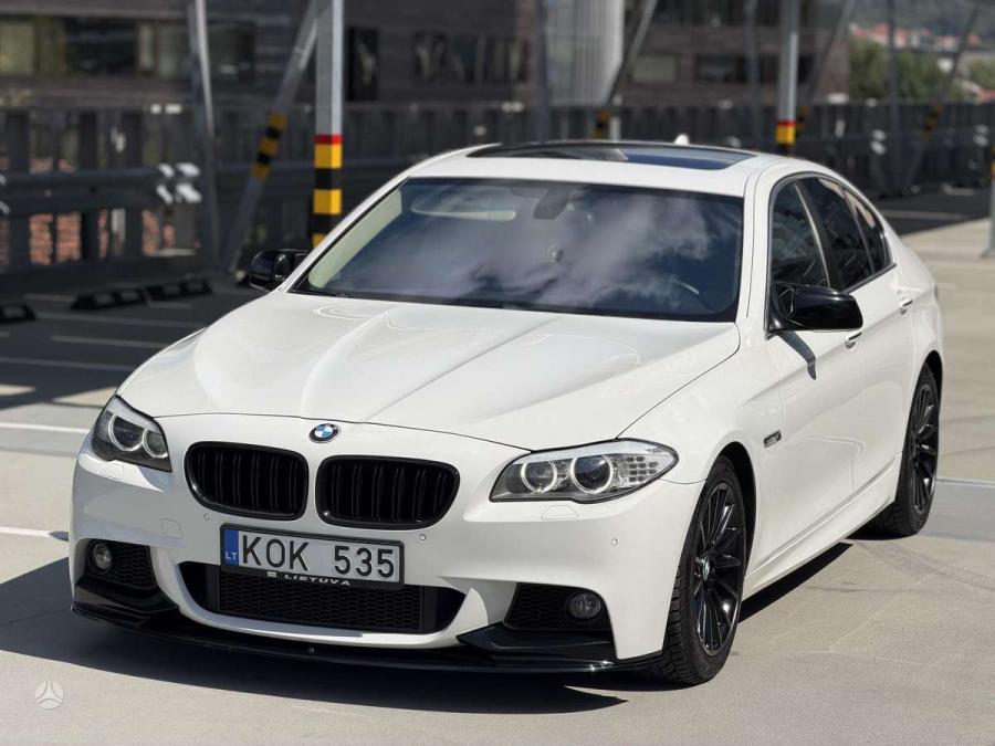 Balts BMW 535 2011 Viļņa, ar dzinēja tilpumu 2.98 L un nobraukumu 295 tūkst. km par 9999 €, foto 7 vietnē AUTOMOTO.COM.LV