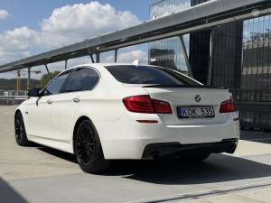 Balts BMW 535 2011 Viļņa, ar dzinēja tilpumu 2.98 L un nobraukumu 299 tūkst. km par 9800 €, foto  vietnē AUTOMOTO.COM.LV