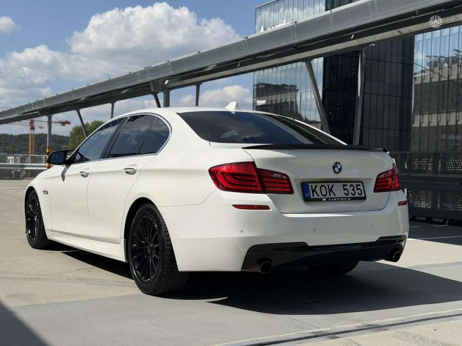 Balts BMW 535 2011 Viļņa, ar dzinēja tilpumu 2.98 L un nobraukumu 299 tūkst. km par 9800 €, foto 1 vietnē AUTOMOTO.COM.LV