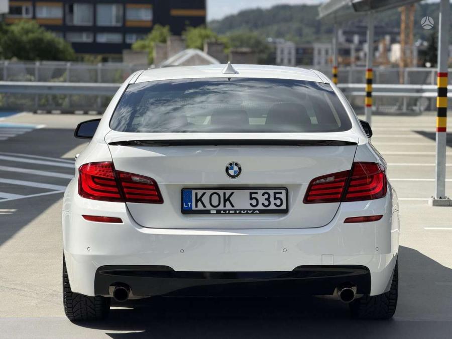 Balts BMW 535 2011 Viļņa, ar dzinēja tilpumu 2.98 L un nobraukumu 299 tūkst. km par 9800 €, foto 6 vietnē AUTOMOTO.COM.LV