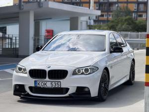 Balts BMW 535 2011 Viļņa, ar dzinēja tilpumu 2.98 L un nobraukumu 299 tūkst. km par 9800 €, foto 13 vietnē AUTOMOTO.COM.LV