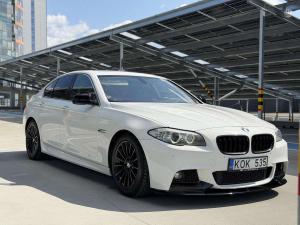 Balts BMW 535 2011 Viļņa, ar dzinēja tilpumu 2.98 L un nobraukumu 299 tūkst. km par 9800 €, foto 21 vietnē AUTOMOTO.COM.LV