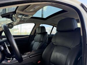 Balts BMW 535 2011 Viļņa, ar dzinēja tilpumu 2.98 L un nobraukumu 299 tūkst. km par 9800 €, foto 30 vietnē AUTOMOTO.COM.LV