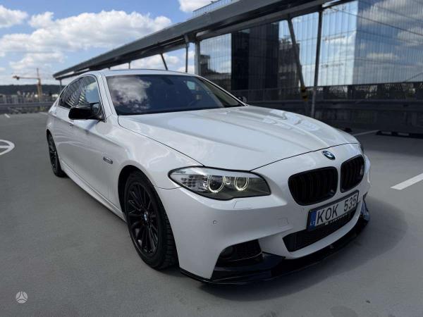White BMW 535 2011 in Vilnius, with an engine capacity of 2.98 L and mileage of 297 thousand km for 9600 €, photo 10 on AUTOMOTO.COM.LV