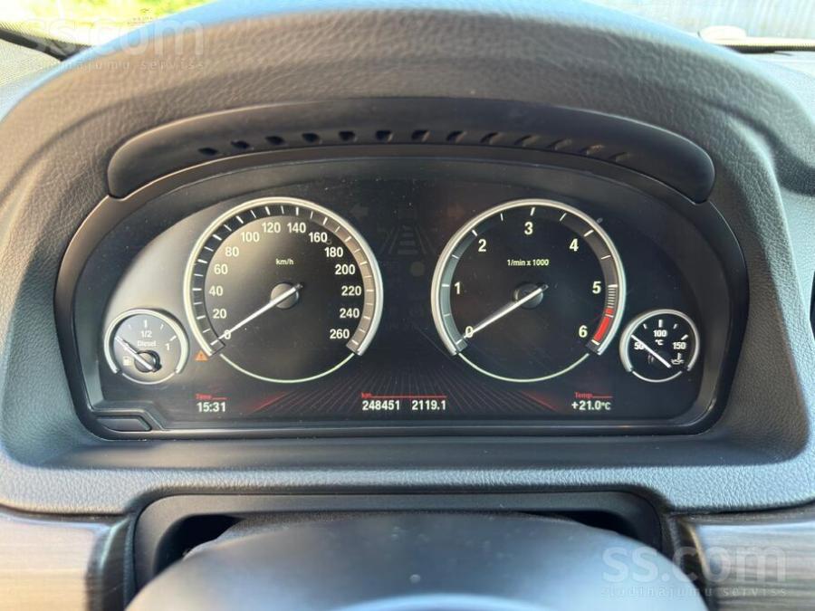 White BMW 535 2011 in Riga, with an engine capacity of 3.00 L and mileage of 250 thousand km for 9000 €, photo 14 on AUTOMOTO.COM.LV