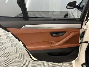 Balts BMW 535 2012 Marijampole, ar dzinēja tilpumu 2.99 L un nobraukumu 288 tūkst. km par 11999 €, foto 23 vietnē AUTOMOTO.COM.LV