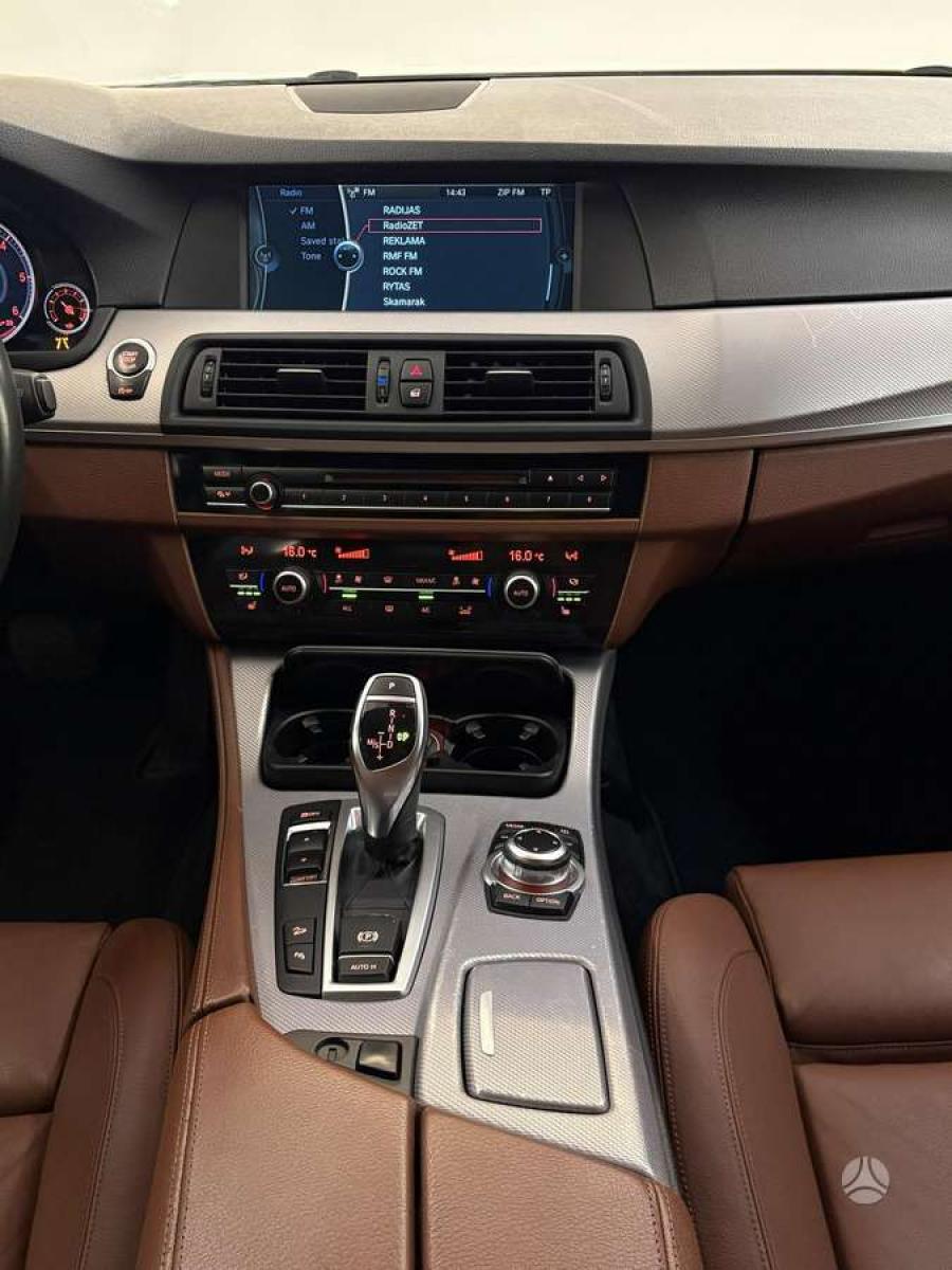 Balts BMW 535 2012 Marijampole, ar dzinēja tilpumu 2.99 L un nobraukumu 288 tūkst. km par 11999 €, foto 36 vietnē AUTOMOTO.COM.LV