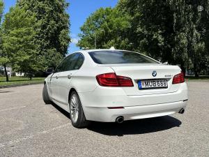 White BMW 535 2012 in Alytus, with an engine capacity of 2.98 L and mileage of 293 thousand km for 9250 €, photo 10 on AUTOMOTO.COM.LV