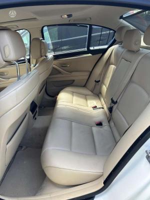 White BMW 535 2012 in Alytus, with an engine capacity of 2.98 L and mileage of 293 thousand km for 9250 €, photo 19 on AUTOMOTO.COM.LV