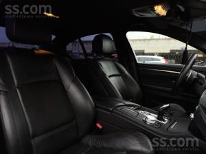 Белый БМВ 535 2012 в Рига, объемом двигателя 3.00 л и пробегом 291 тыс. км за 19850 €, фото 12 на AUTOMOTO.COM.LV
