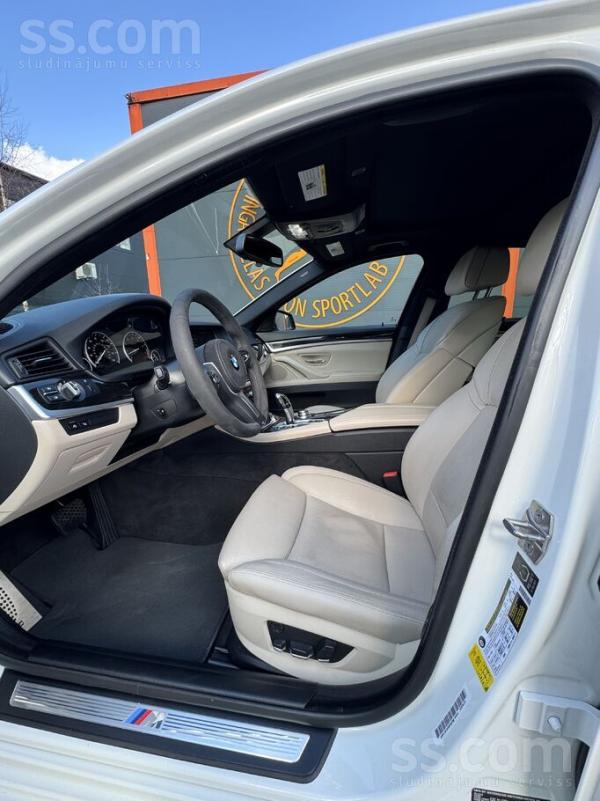 White BMW 535 2013 in Jelgava, with an engine capacity of 3.00 L and mileage of 115 thousand km for 19500 €, photo 4 on AUTOMOTO.COM.LV