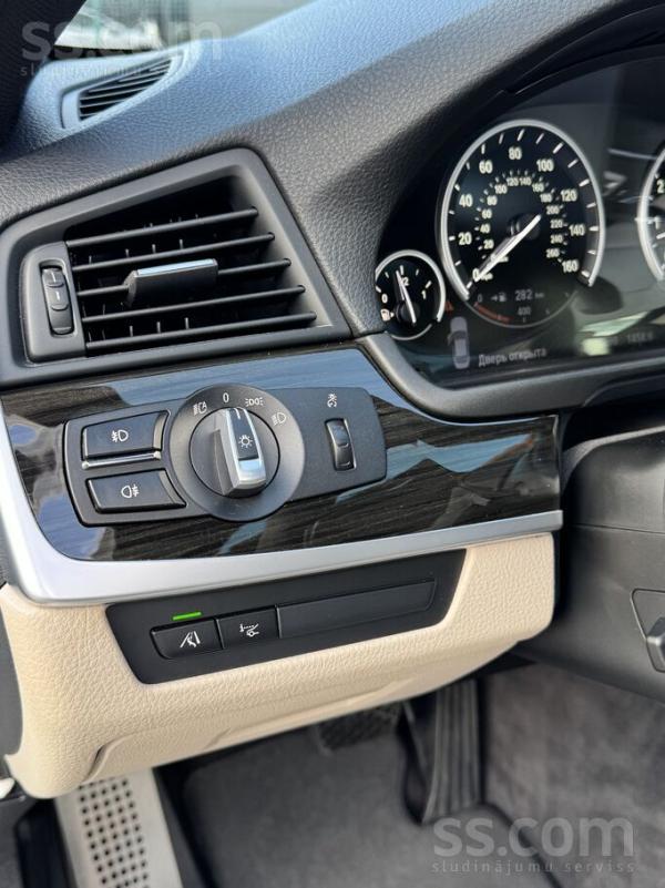 White BMW 535 2013 in Jelgava, with an engine capacity of 3.00 L and mileage of 115 thousand km for 19500 €, photo 10 on AUTOMOTO.COM.LV