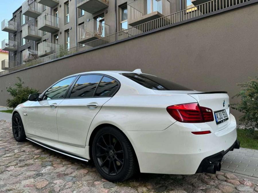 Balts BMW 535 2013 Viļņa, ar dzinēja tilpumu 2.98 L un nobraukumu 256 tūkst. km par 10800 €, foto 5 vietnē AUTOMOTO.COM.LV