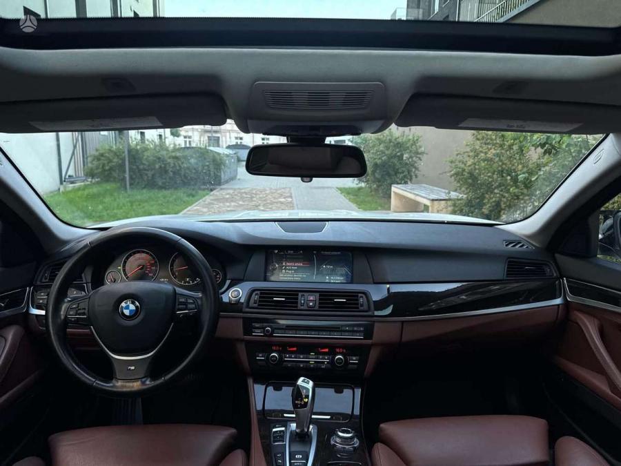 Balts BMW 535 2013 Viļņa, ar dzinēja tilpumu 2.98 L un nobraukumu 256 tūkst. km par 10800 €, foto 7 vietnē AUTOMOTO.COM.LV